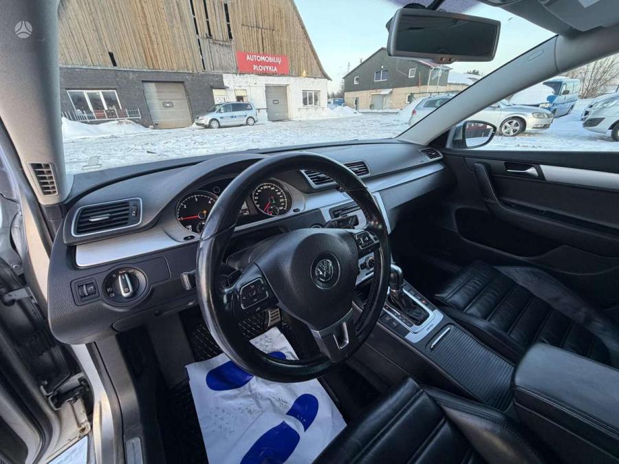 Pelēks Volkswagen Passat Alltrack 2012 Kauņa, ar dzinēja tilpumu 1.97 L un nobraukumu 342 tūkst. km par 5500 €, foto 20 vietnē AUTOMOTO.COM.LV