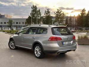 Grey Volkswagen Passat Alltrack 2012 in Valka, with an engine capacity of 2.00 L and mileage of 398 thousand km for 4250 €, photo 14 on AUTOMOTO.COM.LV