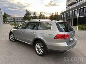Grey Volkswagen Passat Alltrack 2012 in Valka, with an engine capacity of 2.00 L and mileage of 398 thousand km for 4250 €, photo 16 on AUTOMOTO.COM.LV