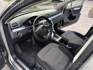 Grey Volkswagen Passat Alltrack 2012 in Valka, with an engine capacity of 2.00 L and mileage of 398 thousand km for 4250 €, photo 18 on AUTOMOTO.COM.LV