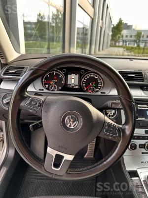 Grey Volkswagen Passat Alltrack 2012 in Valka, with an engine capacity of 2.00 L and mileage of 398 thousand km for 4250 €, photo 30 on AUTOMOTO.COM.LV