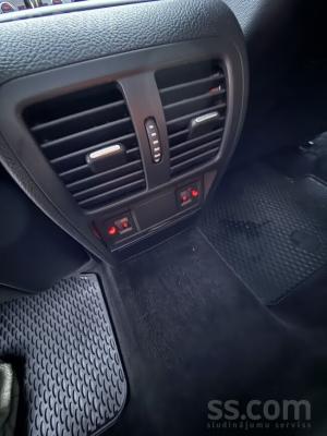 Pelēks Volkswagen Passat Alltrack 2012 Liepāja, ar dzinēja tilpumu 2.00 L un nobraukumu 223 tūkst. km par 9600 €, foto 15 vietnē AUTOMOTO.COM.LV