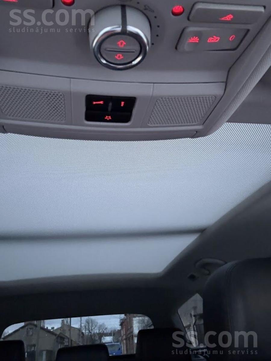 Pelēks Volkswagen Passat Alltrack 2012 Liepāja, ar dzinēja tilpumu 2.00 L un nobraukumu 223 tūkst. km par 9600 €, foto 19 vietnē AUTOMOTO.COM.LV