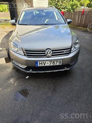 Pelēks Volkswagen Passat Alltrack 2012 Rīga, ar dzinēja tilpumu 2.00 L un nobraukumu 581 tūkst. km par 3650 €, foto 8 vietnē AUTOMOTO.COM.LV