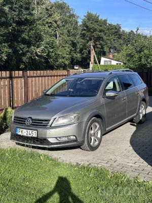 Pelēks Volkswagen Passat Alltrack 2012 Rīga, ar dzinēja tilpumu 2.00 L un nobraukumu 338 tūkst. km par 4200 €, foto  vietnē AUTOMOTO.COM.LV
