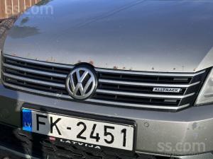 Pelēks Volkswagen Passat Alltrack 2012 Rīga, ar dzinēja tilpumu 2.00 L un nobraukumu 338 tūkst. km par 4200 €, foto 4 vietnē AUTOMOTO.COM.LV