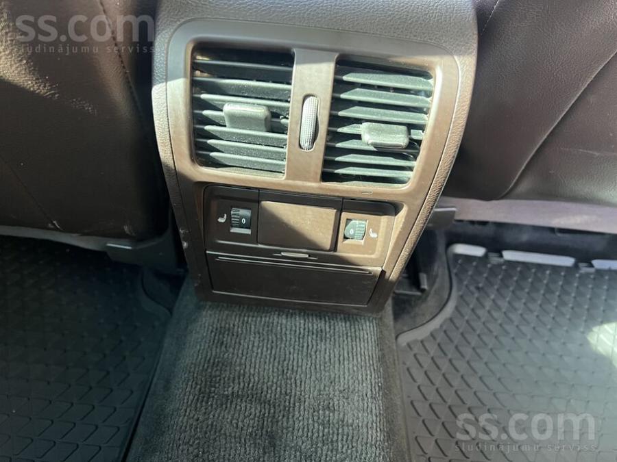 Pelēks Volkswagen Passat Alltrack 2012 Rīga, ar dzinēja tilpumu 2.00 L un nobraukumu 0 tūkst. km par 3950 €, foto 7 vietnē AUTOMOTO.COM.LV