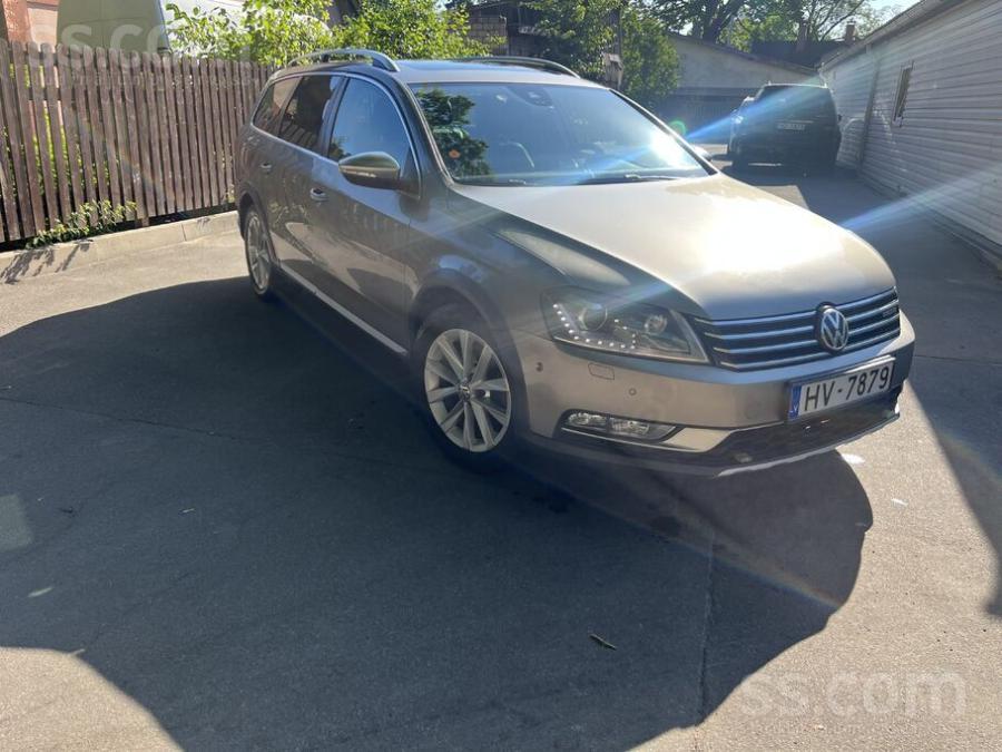 Pelēks Volkswagen Passat Alltrack 2012 Rīga, ar dzinēja tilpumu 2.00 L un nobraukumu 0 tūkst. km par 3950 €, foto 17 vietnē AUTOMOTO.COM.LV