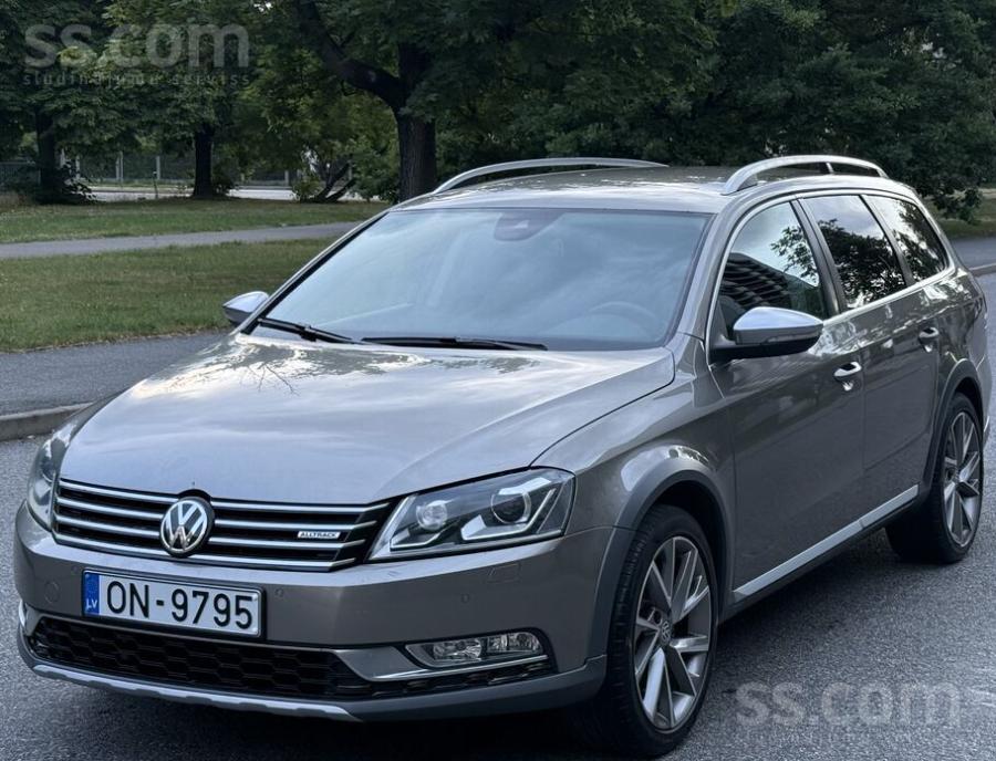 Серый Фольксваген Пассат Альтрак 2013 в Рига, объемом двигателя 2.00 л и пробегом 192 тыс. км за 8250 €, фото 1 на AUTOMOTO.COM.LV