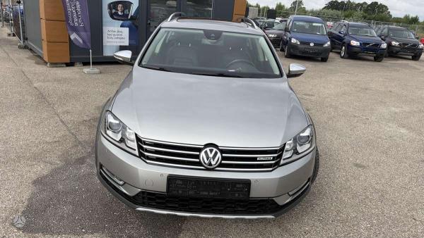 Grey Volkswagen Passat Alltrack 2013 in Marijampole, with an engine capacity of 2.00 L and mileage of 252 thousand km for 7850 €, photo 6 on AUTOMOTO.COM.LV