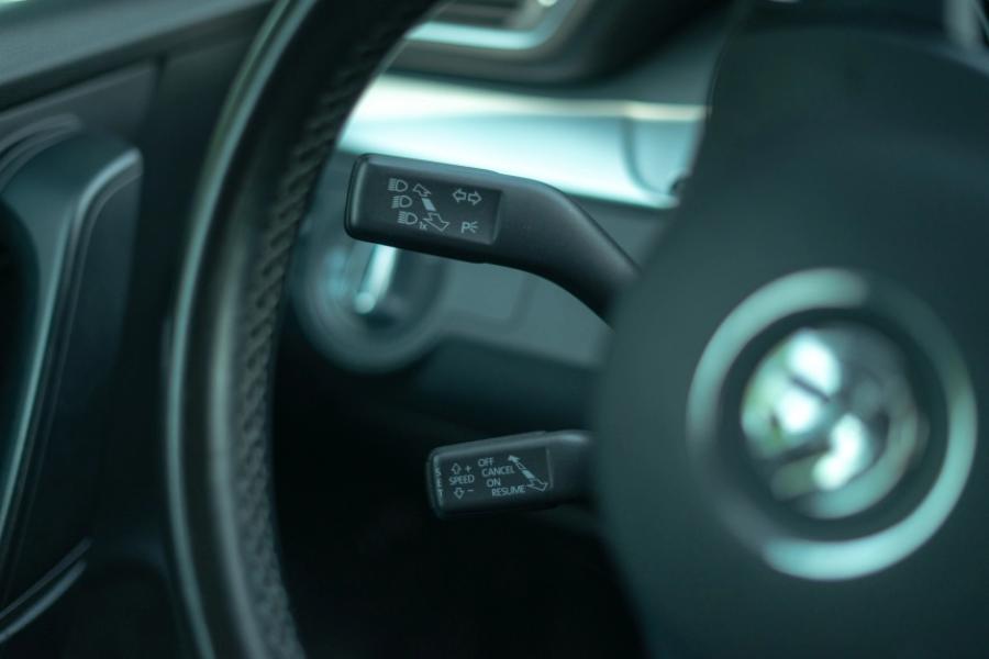 Pelēks Volkswagen Passat Alltrack 2014 Rīga, ar dzinēja tilpumu 2.00 L un nobraukumu 287 tūkst. km par 9200 €, foto 29 vietnē AUTOMOTO.COM.LV