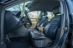 Pelēks Volkswagen Passat Alltrack 2014 Rīga, ar dzinēja tilpumu 2.00 L un nobraukumu 287 tūkst. km par 9200 €, foto 39 vietnē AUTOMOTO.COM.LV