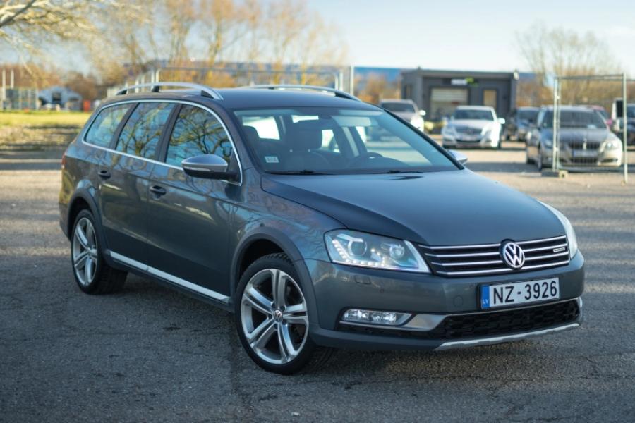 Pelēks Volkswagen Passat Alltrack 2014 Rīga, ar dzinēja tilpumu 2.00 L un nobraukumu 287 tūkst. km par 9200 €, foto 78 vietnē AUTOMOTO.COM.LV