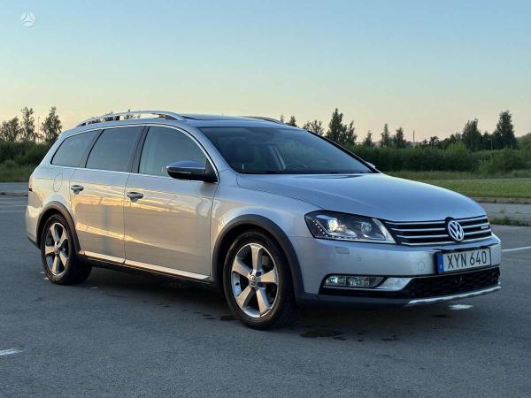 Pelēks Volkswagen Passat Alltrack 2014 Telšiai, ar dzinēja tilpumu 2.00 L un nobraukumu 314 tūkst. km par 6150 €, foto 3 vietnē AUTOMOTO.COM.LV