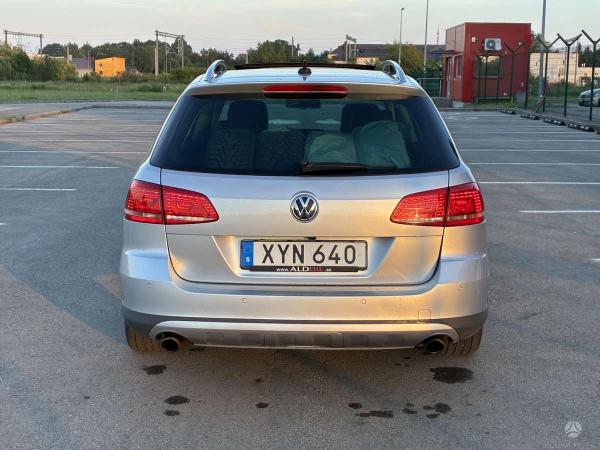 Pelēks Volkswagen Passat Alltrack 2014 Telšiai, ar dzinēja tilpumu 2.00 L un nobraukumu 314 tūkst. km par 6150 €, foto 6 vietnē AUTOMOTO.COM.LV