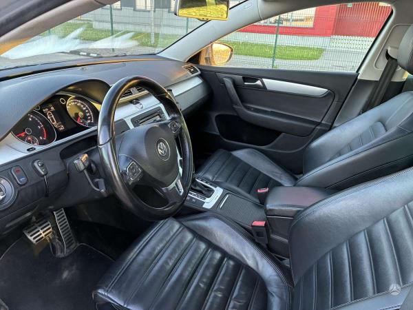 Pelēks Volkswagen Passat Alltrack 2014 Telšiai, ar dzinēja tilpumu 2.00 L un nobraukumu 314 tūkst. km par 6150 €, foto 10 vietnē AUTOMOTO.COM.LV