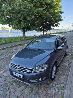 Grey Volkswagen Passat Alltrack 2014 in Riga, with an engine capacity of 2.00 L and mileage of 187 thousand km for 9600 €, photo  on AUTOMOTO.COM.LV