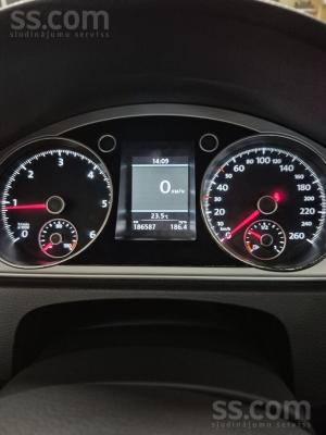 Grey Volkswagen Passat Alltrack 2014 in Riga, with an engine capacity of 2.00 L and mileage of 187 thousand km for 9600 €, photo 9 on AUTOMOTO.COM.LV