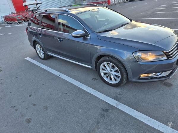 Grey Volkswagen Passat Alltrack 2014 in Siauliai, with an engine capacity of 2.00 L and mileage of 250 thousand km for 6000 €, photo 3 on AUTOMOTO.COM.LV