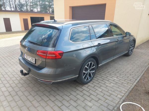 Grey Volkswagen Passat Alltrack 2015 in Alytus, with an engine capacity of 2.00 L and mileage of 204 thousand km for 8500 €, photo 3 on AUTOMOTO.COM.LV