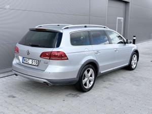 Grey Volkswagen Passat Alltrack 2015 in Vilnius, with an engine capacity of 1.97 L and mileage of 244 thousand km for 7300 €, photo 5 on AUTOMOTO.COM.LV