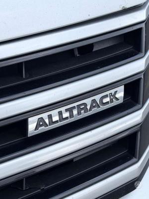 Grey Volkswagen Passat Alltrack 2015 in Vilnius, with an engine capacity of 1.97 L and mileage of 244 thousand km for 7300 €, photo 18 on AUTOMOTO.COM.LV