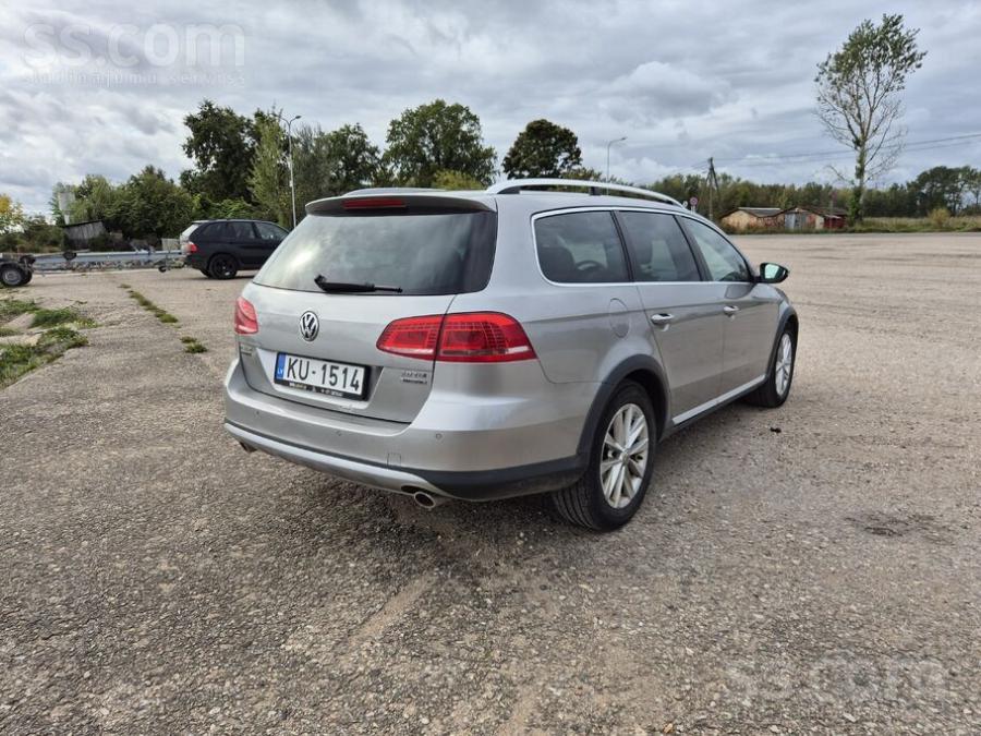 Pelēks Volkswagen Passat Alltrack 2015 Kuldīga, ar dzinēja tilpumu 2.00 L un nobraukumu 273 tūkst. km par 7890 €, foto 4 vietnē AUTOMOTO.COM.LV
