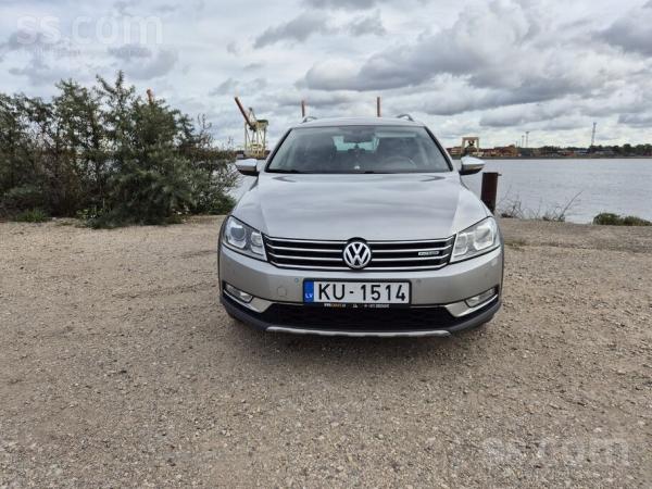 Pelēks Volkswagen Passat Alltrack 2015 Kuldīga, ar dzinēja tilpumu 2.00 L un nobraukumu 273 tūkst. km par 7890 €, foto 9 vietnē AUTOMOTO.COM.LV