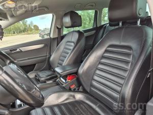 Pelēks Volkswagen Passat Alltrack 2015 Kuldīga, ar dzinēja tilpumu 2.00 L un nobraukumu 273 tūkst. km par 7890 €, foto 11 vietnē AUTOMOTO.COM.LV
