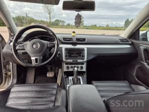 Pelēks Volkswagen Passat Alltrack 2015 Kuldīga, ar dzinēja tilpumu 2.00 L un nobraukumu 273 tūkst. km par 7890 €, foto 14 vietnē AUTOMOTO.COM.LV