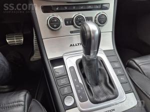 Pelēks Volkswagen Passat Alltrack 2015 Kuldīga, ar dzinēja tilpumu 2.00 L un nobraukumu 273 tūkst. km par 7890 €, foto 16 vietnē AUTOMOTO.COM.LV