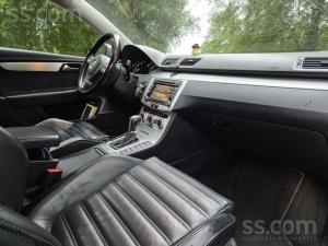 Pelēks Volkswagen Passat Alltrack 2015 Kuldīga, ar dzinēja tilpumu 2.00 L un nobraukumu 273 tūkst. km par 7890 €, foto 20 vietnē AUTOMOTO.COM.LV