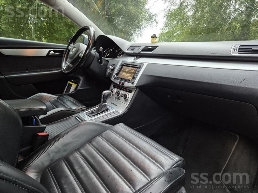 Pelēks Volkswagen Passat Alltrack 2015 Kuldīga, ar dzinēja tilpumu 2.00 L un nobraukumu 273 tūkst. km par 7890 €, foto 20 vietnē AUTOMOTO.COM.LV