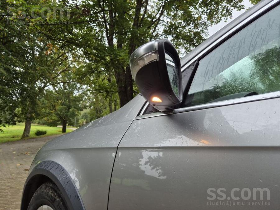 Pelēks Volkswagen Passat Alltrack 2015 Kuldīga, ar dzinēja tilpumu 2.00 L un nobraukumu 273 tūkst. km par 7890 €, foto 21 vietnē AUTOMOTO.COM.LV