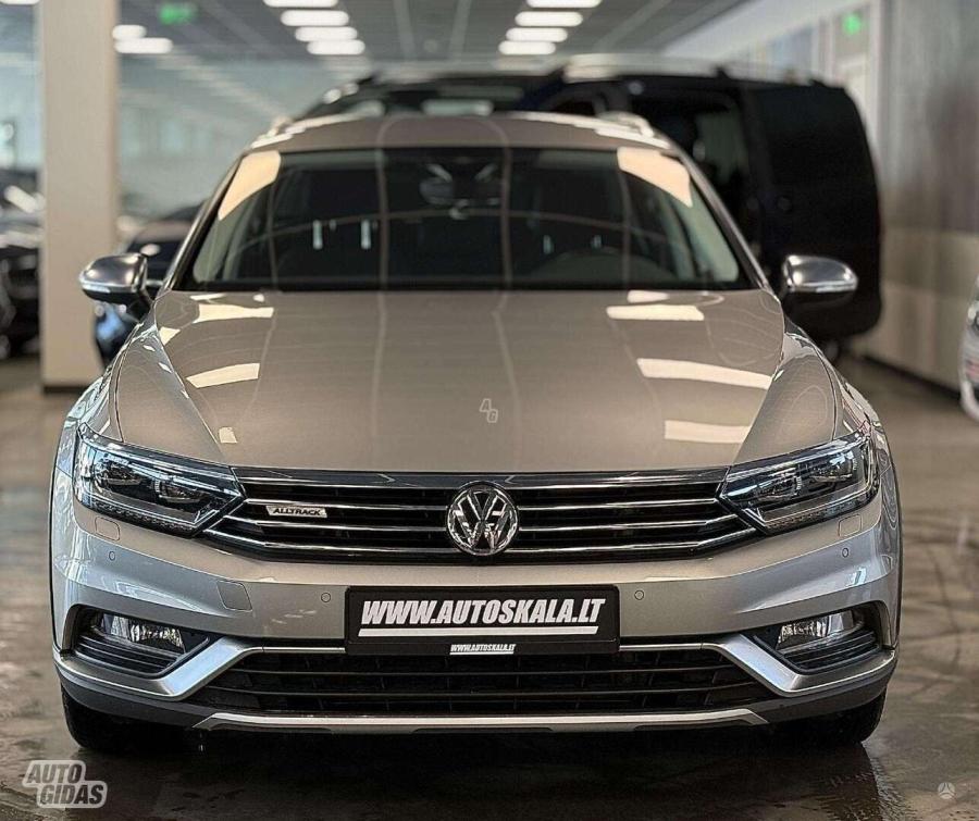 Pelēks Volkswagen Passat Alltrack 2016 Klaipėda, ar dzinēja tilpumu 2.00 L un nobraukumu 139 tūkst. km par 16550 €, foto 2 vietnē AUTOMOTO.COM.LV