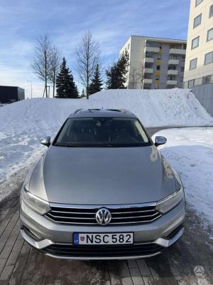 Grey Volkswagen Passat Alltrack 2016 in Vilnius, with an engine capacity of 0.00 L and mileage of 160 thousand km for 10500 €, photo  on AUTOMOTO.COM.LV