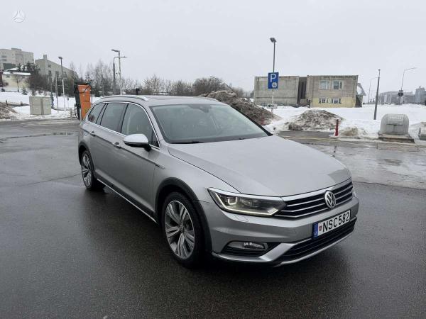 Pelēks Volkswagen Passat Alltrack 2016 Viļņa, ar dzinēja tilpumu 2.00 L un nobraukumu 161 tūkst. km par 10300 €, foto 3 vietnē AUTOMOTO.COM.LV