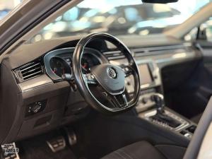 Pelēks Volkswagen Passat Alltrack 2016 Klaipėda, ar dzinēja tilpumu 2.00 L un nobraukumu 139 tūkst. km par 15950 €, foto 5 vietnē AUTOMOTO.COM.LV