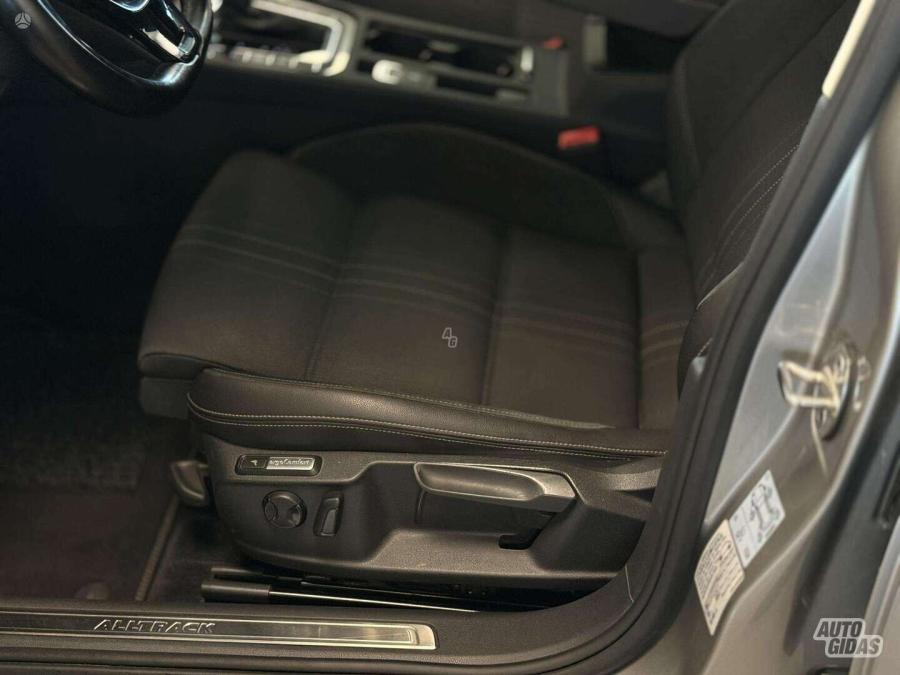 Pelēks Volkswagen Passat Alltrack 2016 Klaipėda, ar dzinēja tilpumu 2.00 L un nobraukumu 139 tūkst. km par 15950 €, foto 13 vietnē AUTOMOTO.COM.LV