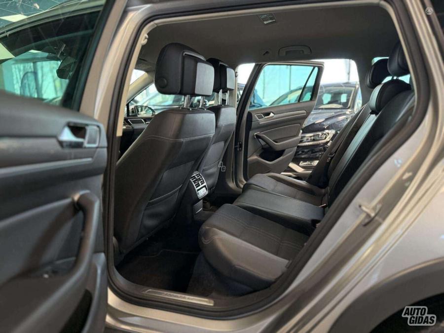 Pelēks Volkswagen Passat Alltrack 2016 Klaipėda, ar dzinēja tilpumu 2.00 L un nobraukumu 139 tūkst. km par 15950 €, foto 14 vietnē AUTOMOTO.COM.LV