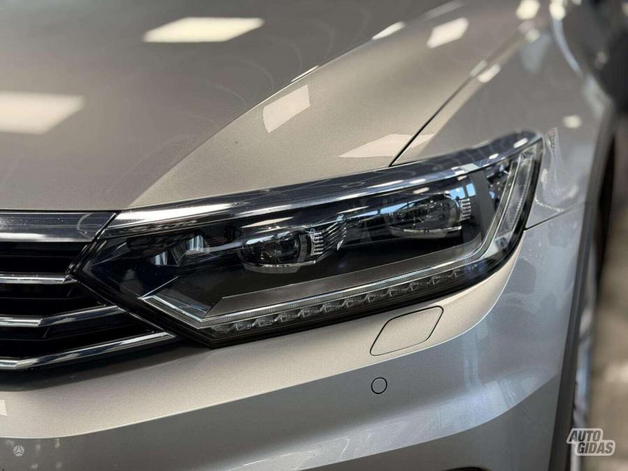 Pelēks Volkswagen Passat Alltrack 2016 Klaipėda, ar dzinēja tilpumu 2.00 L un nobraukumu 139 tūkst. km par 15950 €, foto 22 vietnē AUTOMOTO.COM.LV