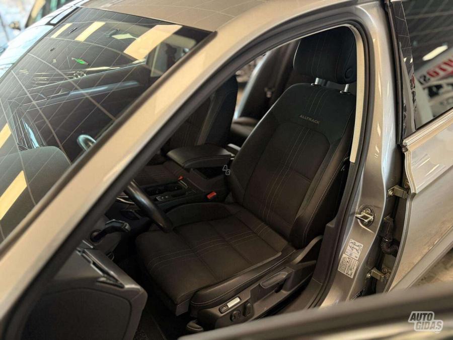 Pelēks Volkswagen Passat Alltrack 2016 Klaipėda, ar dzinēja tilpumu 2.00 L un nobraukumu 139 tūkst. km par 15950 €, foto 29 vietnē AUTOMOTO.COM.LV