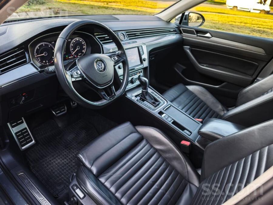 Pelēks Volkswagen Passat Alltrack 2016 Jūrmala, ar dzinēja tilpumu 2.00 L un nobraukumu 260 tūkst. km par 12900 €, foto 21 vietnē AUTOMOTO.COM.LV