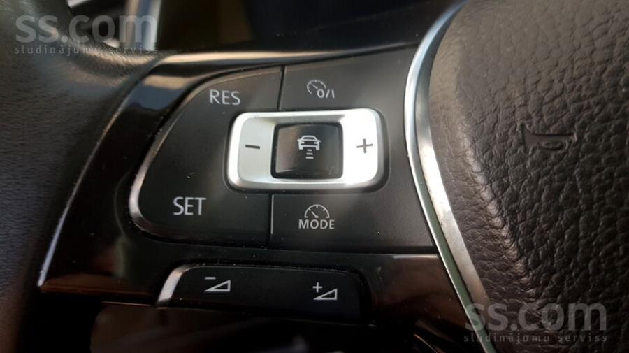 Pelēks Volkswagen Passat Alltrack 2016 Jūrmala, ar dzinēja tilpumu 2.00 L un nobraukumu 260 tūkst. km par 12900 €, foto 33 vietnē AUTOMOTO.COM.LV
