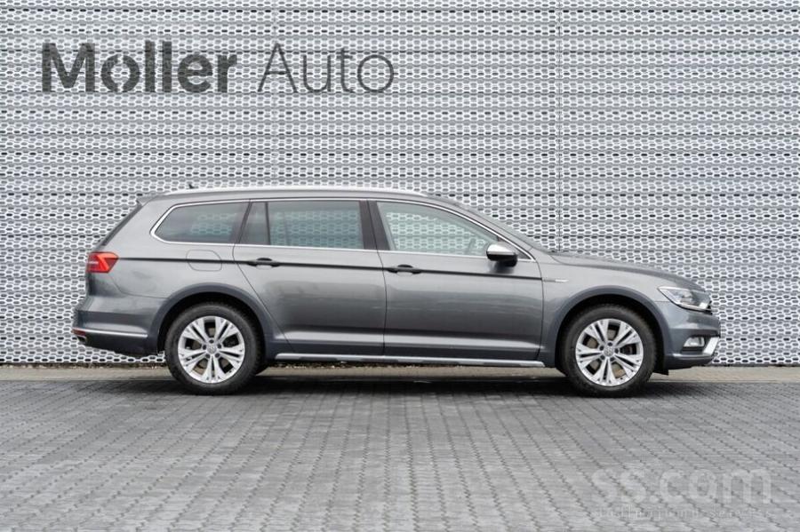 Grey Volkswagen Passat Alltrack 2016 in Riga, with an engine capacity of 2.00 L and mileage of 273 thousand km for 12100 €, photo 6 on AUTOMOTO.COM.LV
