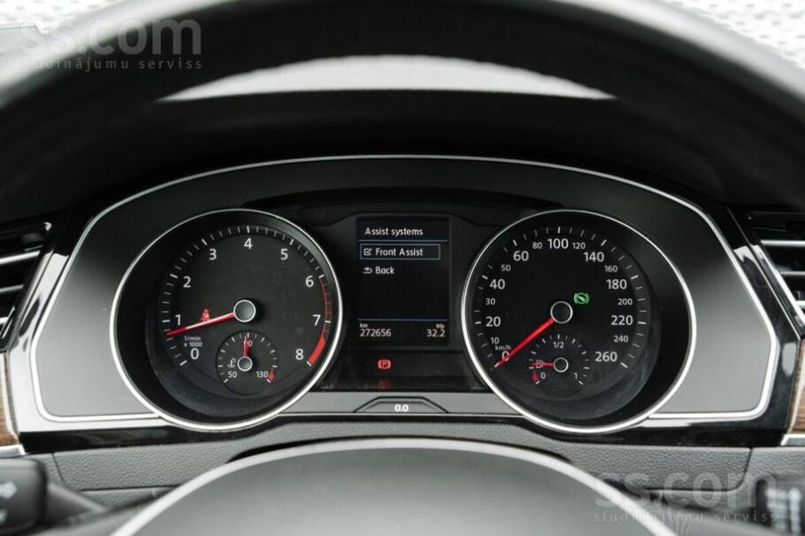 Grey Volkswagen Passat Alltrack 2016 in Riga, with an engine capacity of 2.00 L and mileage of 273 thousand km for 12100 €, photo 13 on AUTOMOTO.COM.LV