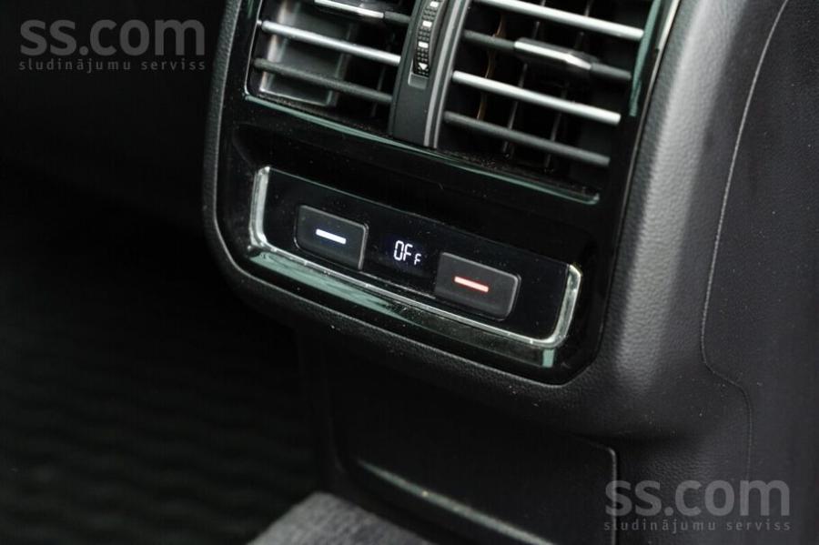 Grey Volkswagen Passat Alltrack 2016 in Riga, with an engine capacity of 2.00 L and mileage of 273 thousand km for 12100 €, photo 21 on AUTOMOTO.COM.LV