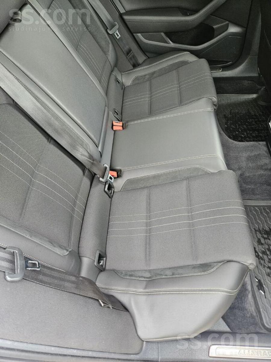 Pelēks Volkswagen Passat Alltrack 2016 Valmiera, ar dzinēja tilpumu 2.00 L un nobraukumu 270 tūkst. km par 10000 €, foto 10 vietnē AUTOMOTO.COM.LV