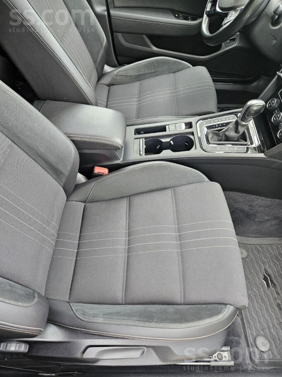 Pelēks Volkswagen Passat Alltrack 2016 Valmiera, ar dzinēja tilpumu 2.00 L un nobraukumu 270 tūkst. km par 10000 €, foto 11 vietnē AUTOMOTO.COM.LV