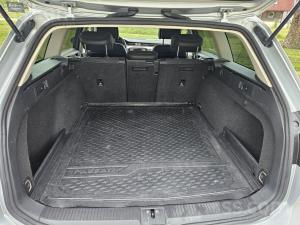 Pelēks Volkswagen Passat Alltrack 2016 Valmiera, ar dzinēja tilpumu 2.00 L un nobraukumu 270 tūkst. km par 10000 €, foto 12 vietnē AUTOMOTO.COM.LV